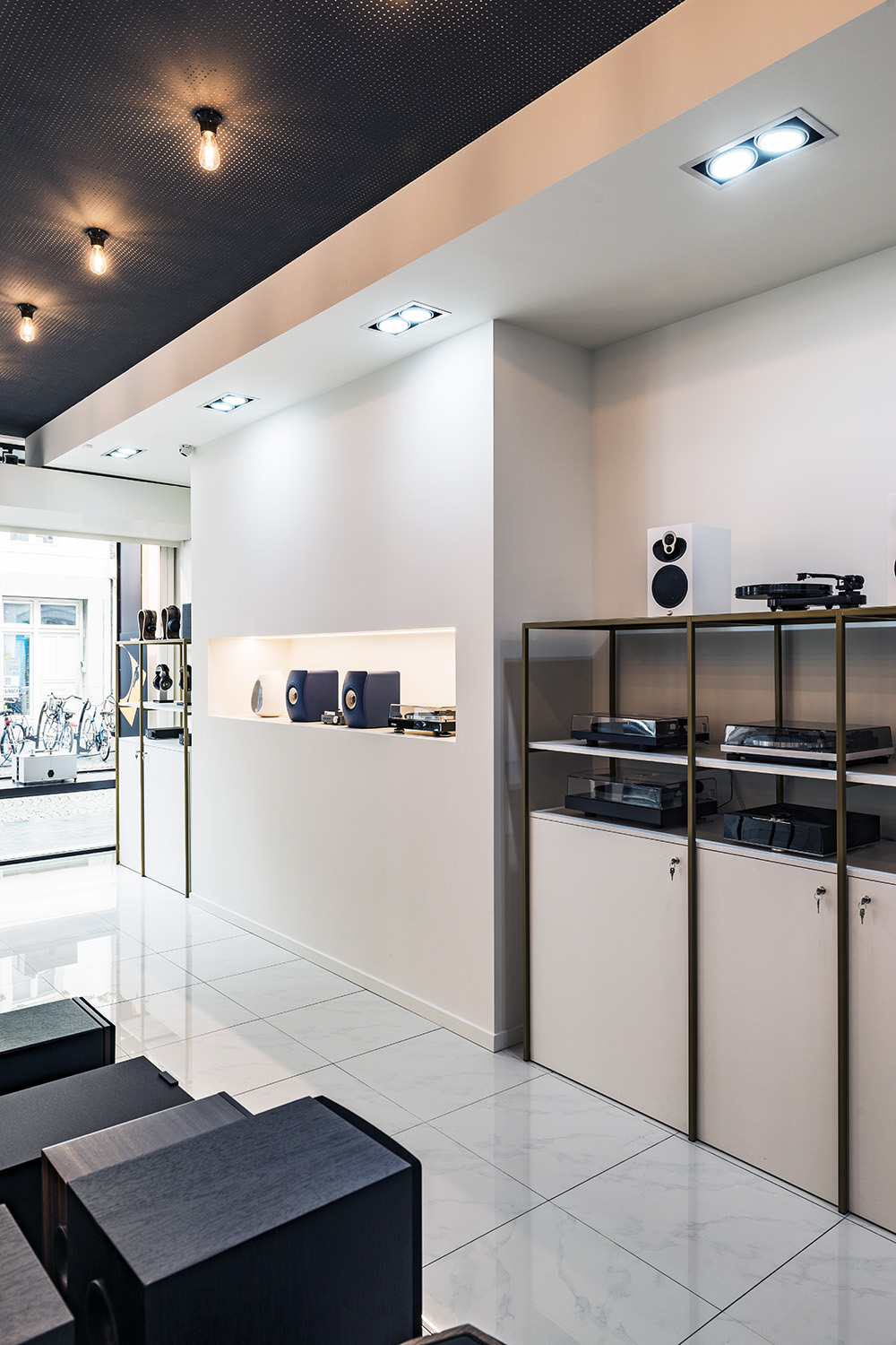 Audiofrenzy - Maastricht: de Hi-Fi specialist in Zuid-Limburg!